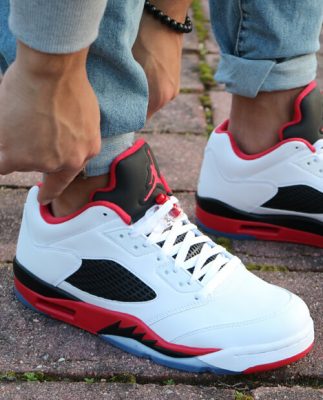 Nike Air Jordan 5 Shoelace Size Guide [Exact Length] - Loop King