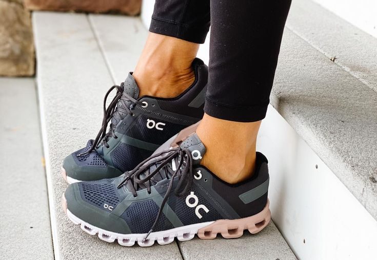 How to Lace On Clouds: The Ultimate Guide to Lacing with Flair