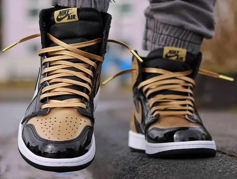 How to Clean Shoe Laces: 9 Unique Ways for Specific Types